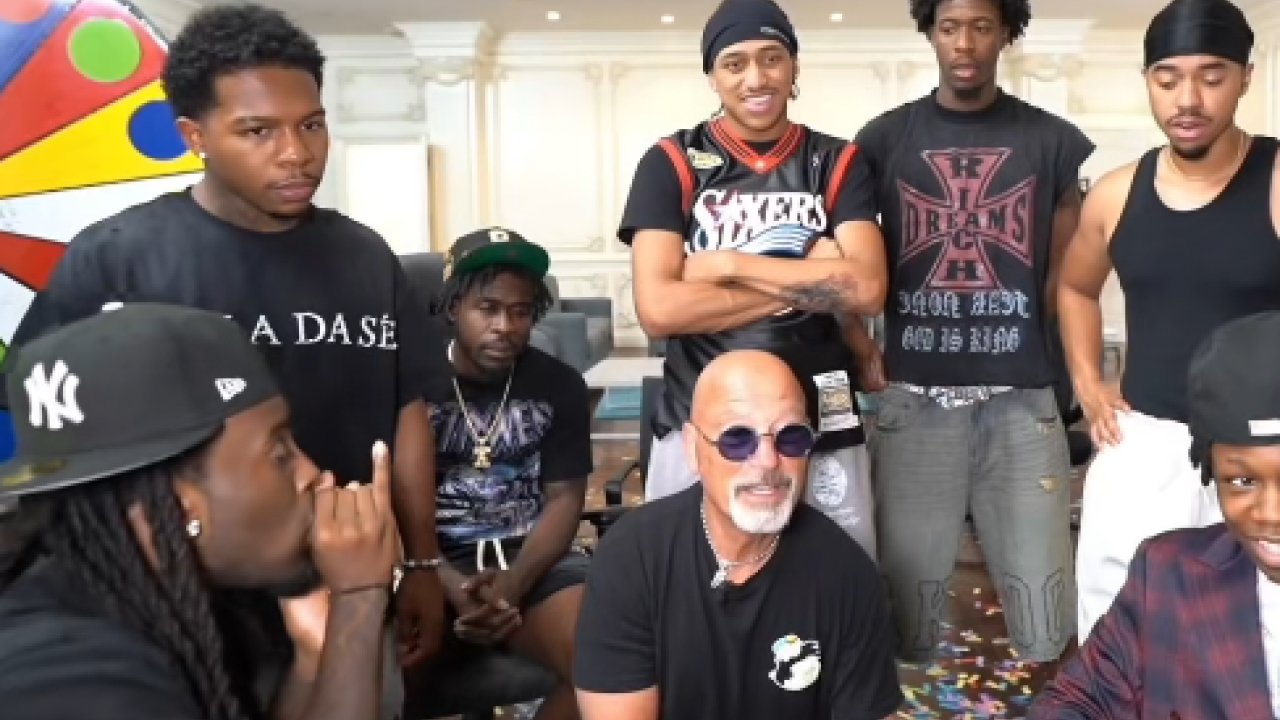 doi doi doi - MP3 Download